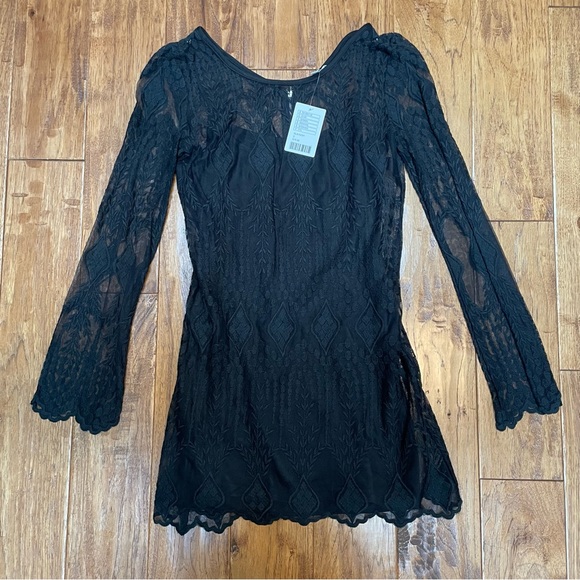 Ecote | Dresses | Ecote Lace Mini Dress | Poshmark